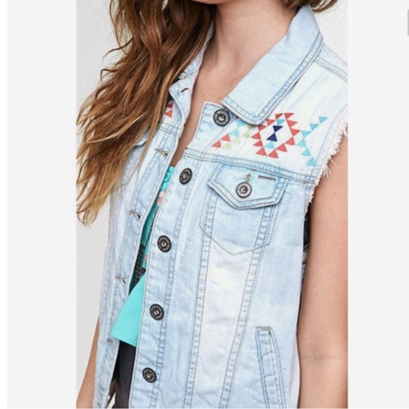 Bullhead | Jackets & Coats | Bullhead Denim Jean Jacket Vest Boho Aztec ...